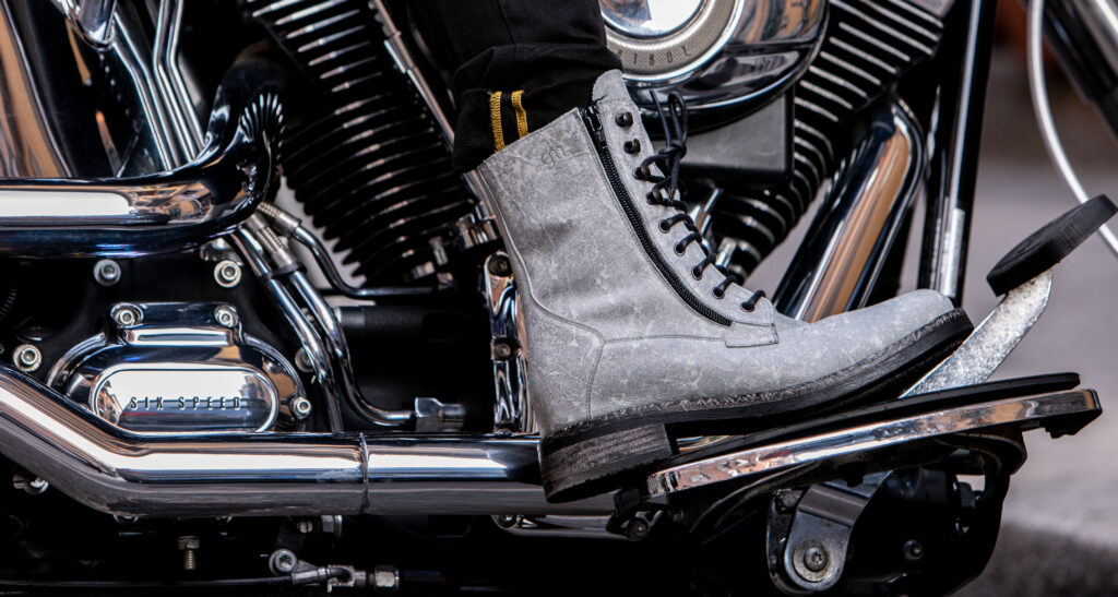 The elevator boots for a perfect winter motorcycle gear - Blog Guido Maggi